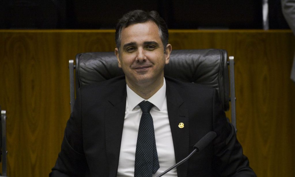 Rodrigo Pacheco e seu retrato de R$ 10 mil