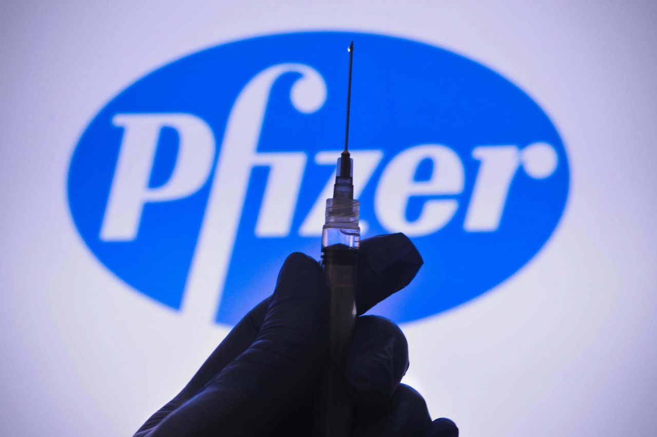 Israel anuncia dose de reforço da Pfizer para adultos com ...