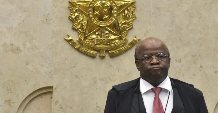 Joaquim Barbosa se filia ao DC e pode disputar Presidência
